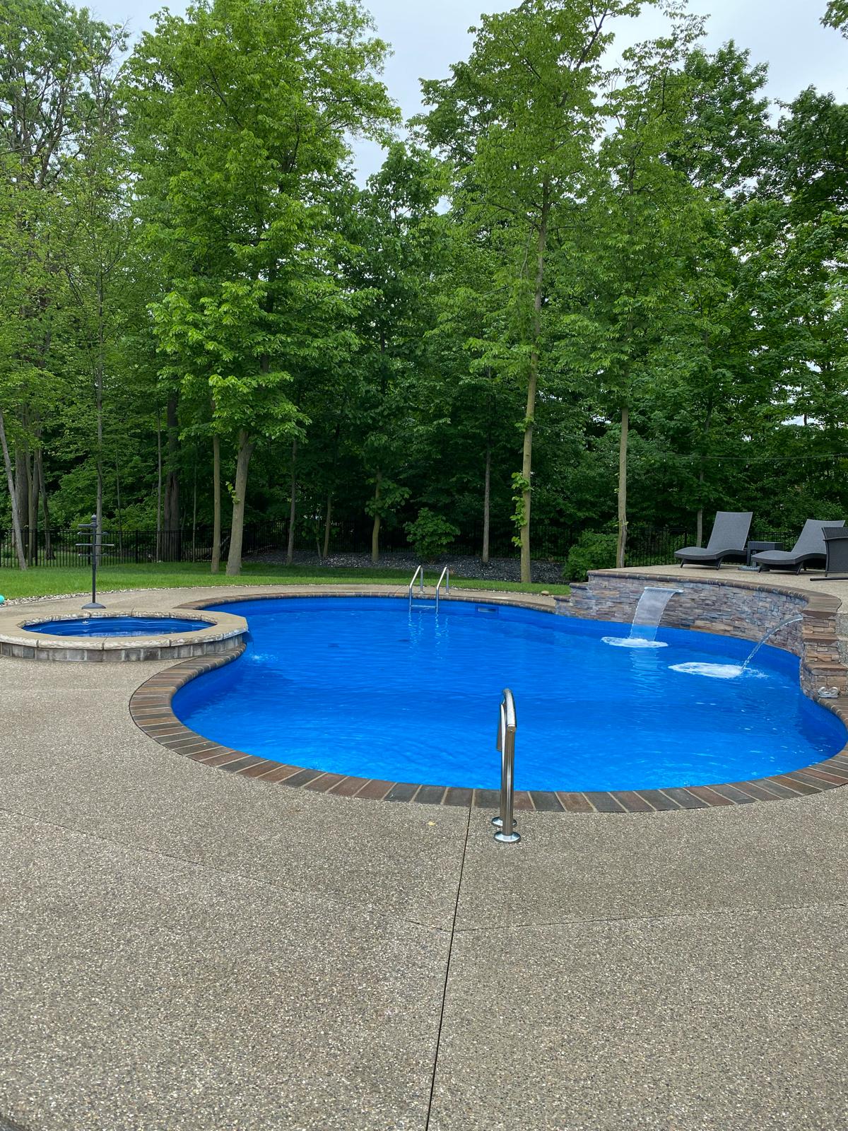 Lakeside Pools & Concrete